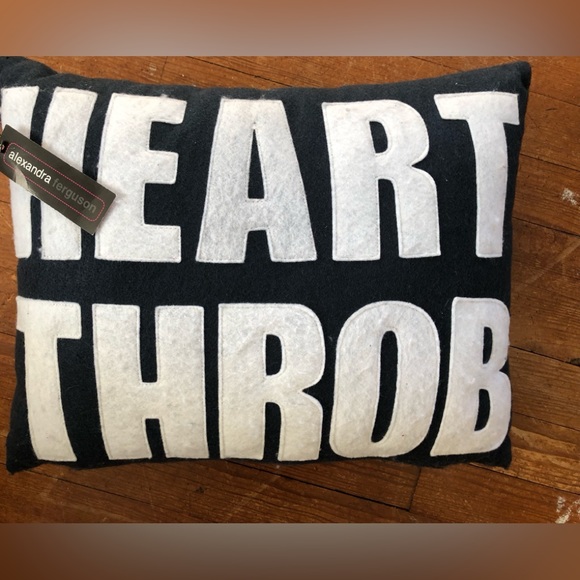 Alexandra Ferguson | Bedding | Nwt Alexandra Ferguson Heart Throb ...